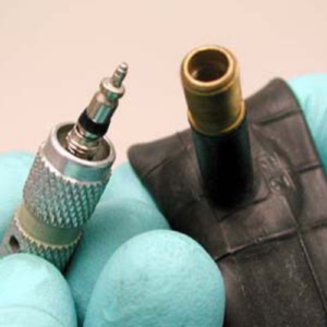 Presta vs Schrader Valve - What's The Difference? - MTB World