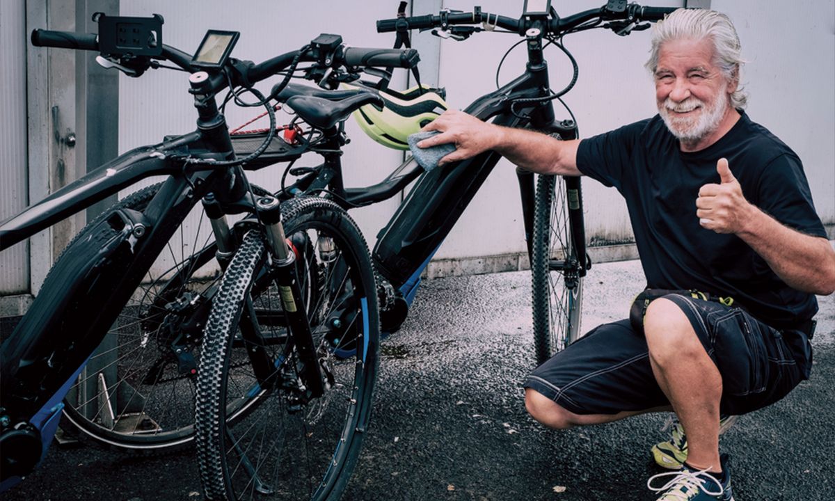 Best Electric Bikes for Seniors - MTB World